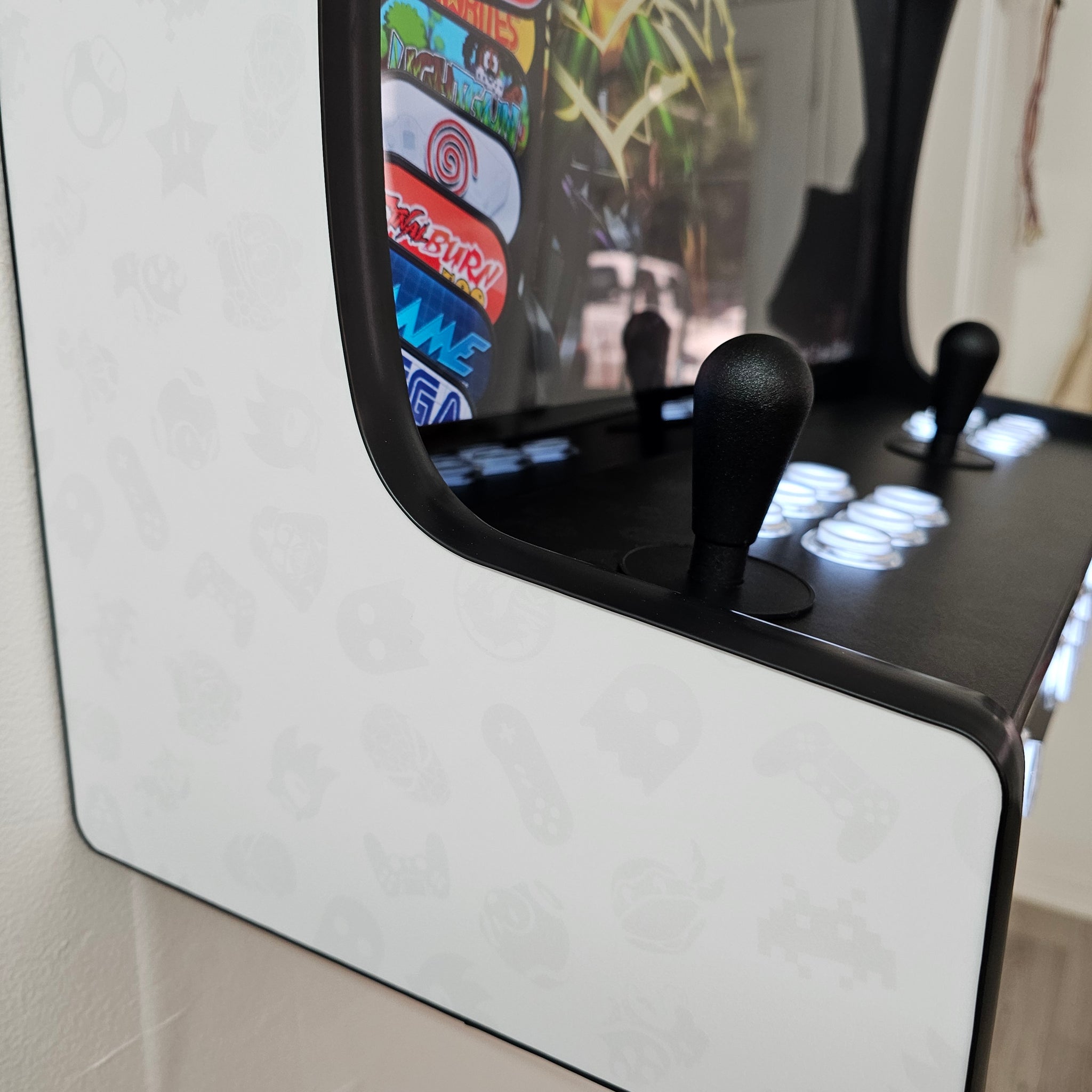 Black and White Wall Mountable Arcade Machine – Quarterless