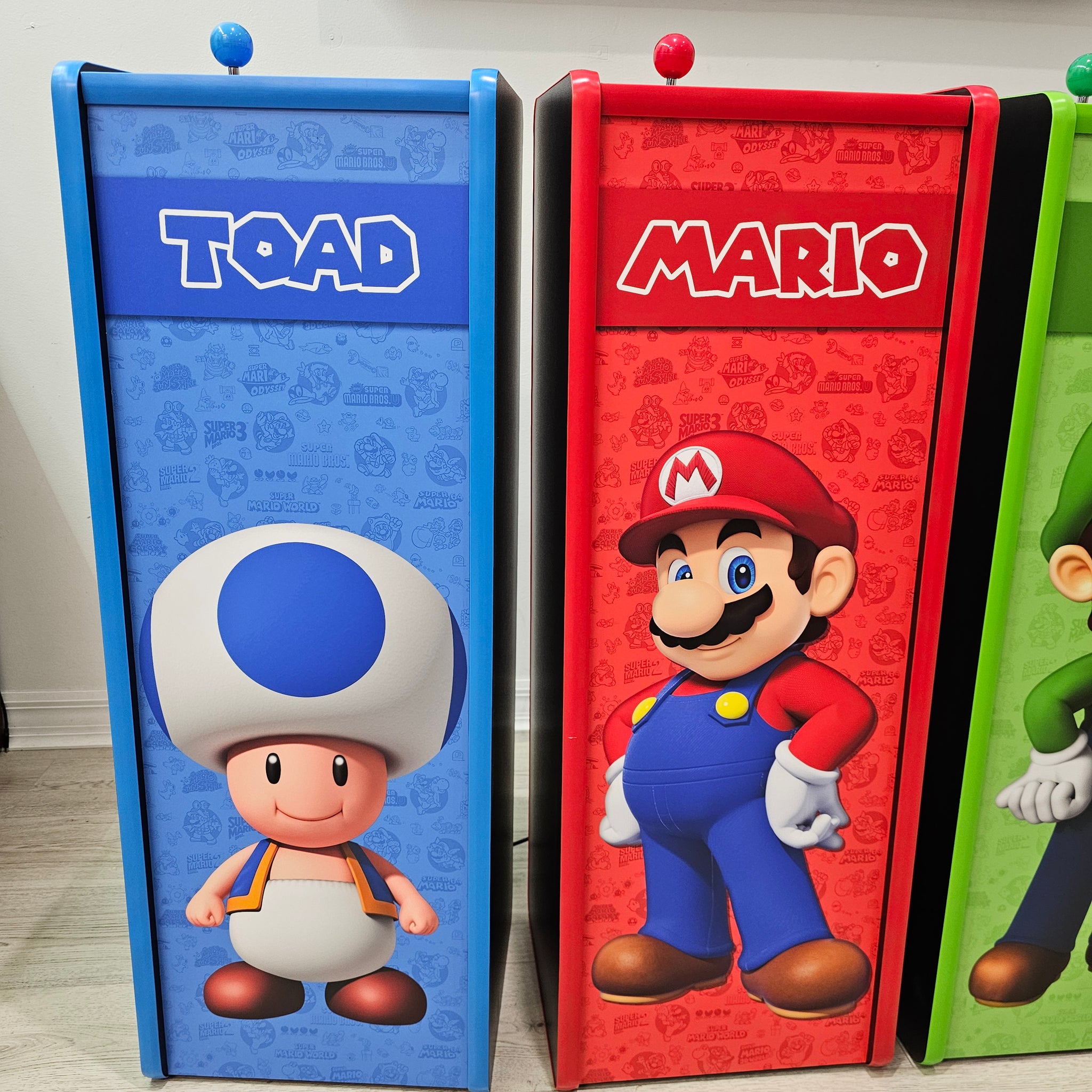 Super Mario Pedestal Arcade Machine – Quarterless